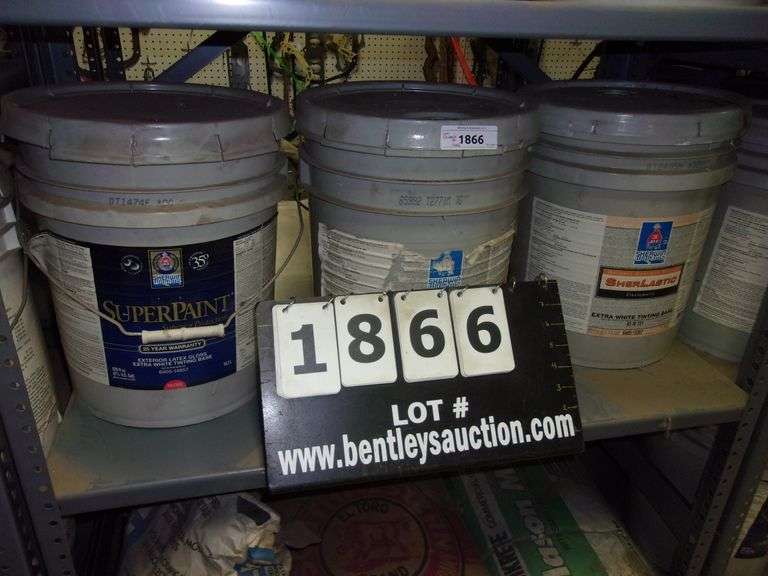 CONTENTS OF SHELF: 2-SHERWIN WILLIAMS SHERLASTIC & 1 SUPER PAINT ...