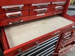 CRAFTSMAN RED TOOL BOX - Bentley & Associates, LLC