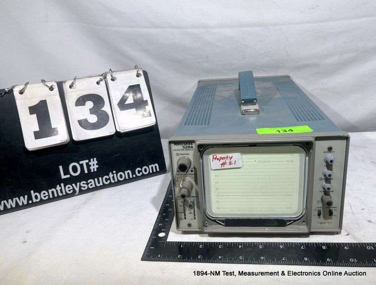 Tektronix 528a Waveform Monitor Bentley And Associates Llc