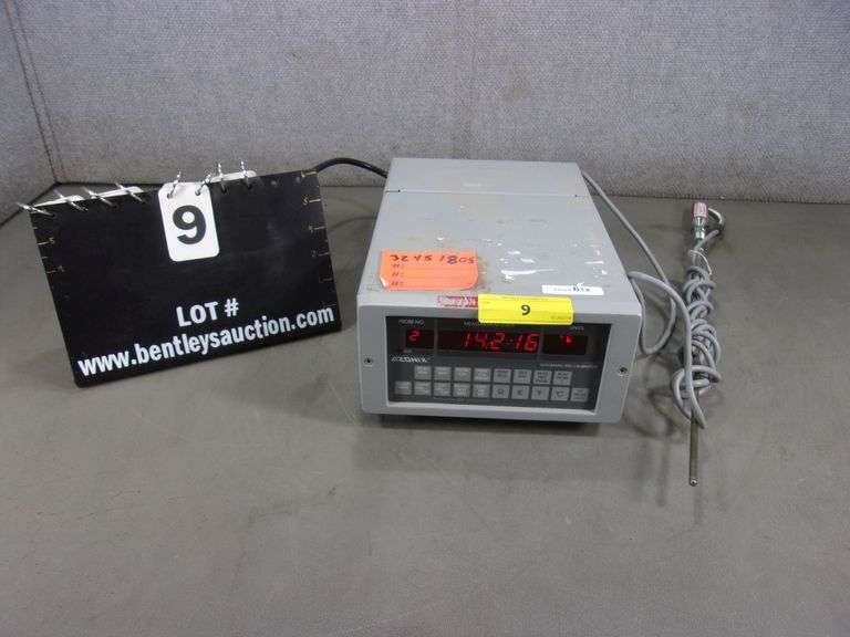 AZONIX A1013-RS-A0-RT40-RT41-RT31 - AUTOMATIC RTD CALIBRATOR - Bentley ...