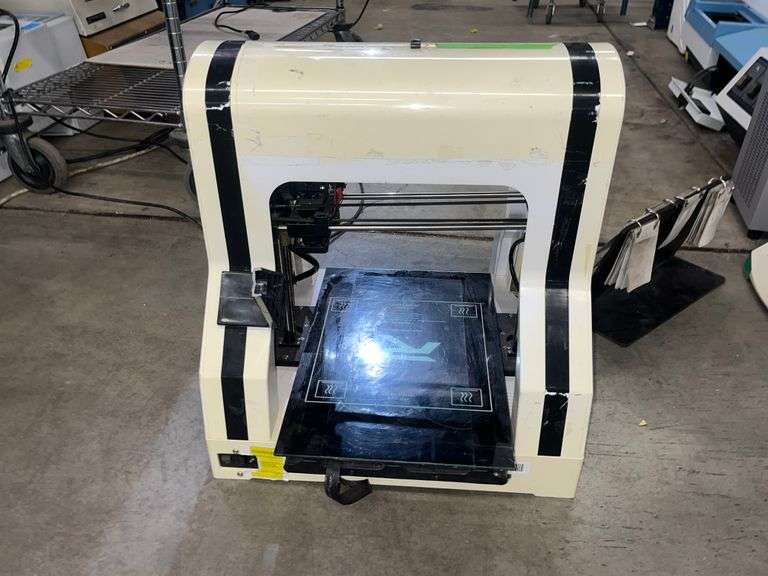 ROBO 3D R1 PRINTER - Bentley & Associates, LLC