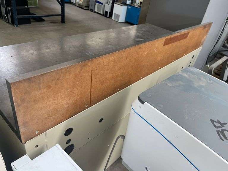BUEHLER TECH MET FURNITURE LAB TABLE - Bentley & Associates, LLC