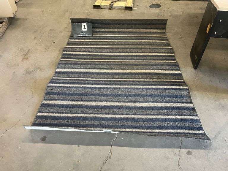 COMMERCIAL CARPET AREA RUG - 5' X 7' - GRAY, BLUE STRIPES - USED, AS IS ...