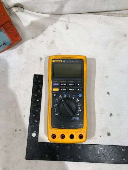 FLUKE 189 TRUE RMS MULTIMETER - Bentley & Associates, LLC