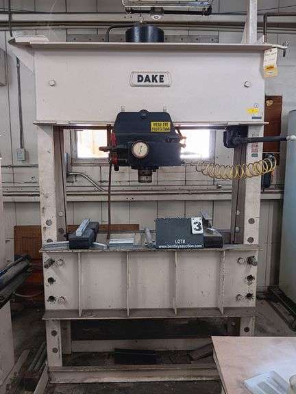 DAKE 6-850 AIR HYDRAULIC PRESS - 150 TON, YEAR MFG. 1972, S/N# 164200 ...