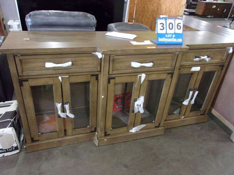 MEMBER'S MARK FENTON 75" CONSOLE, 75" X 19" X 36" - Bentley ...