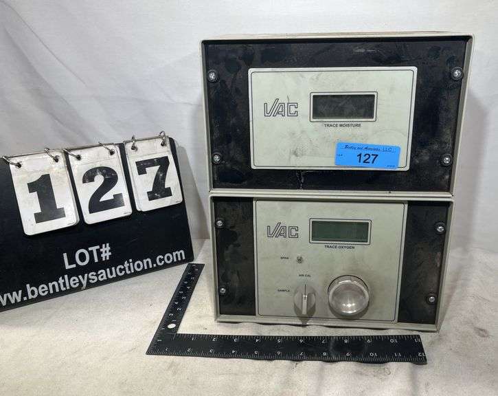 VAC LM-H20 TRACE MOISTURE/ LM-02 TRACE OXYGEN CONSOLE - Bentley ...
