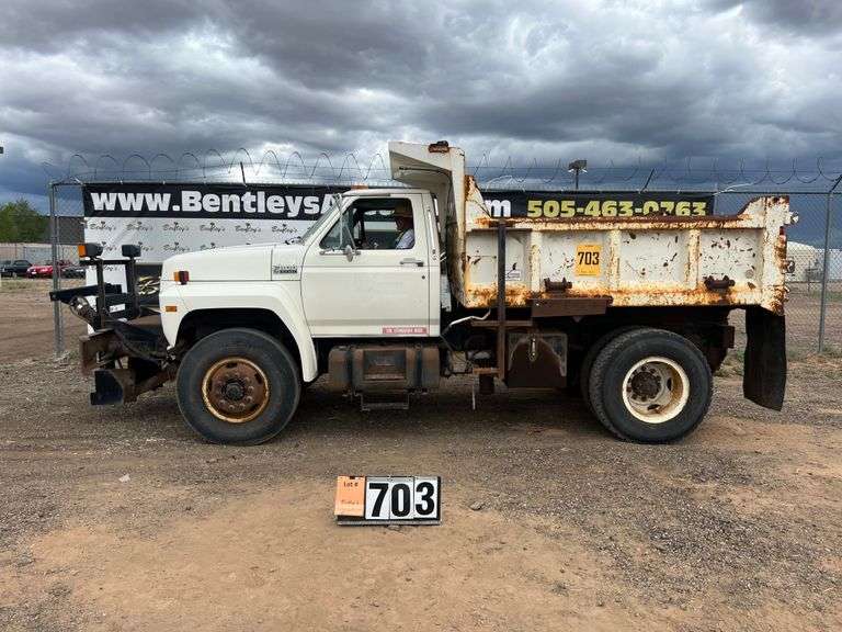1994 FORD F-800 4WD DUMP TRUCK 64,612 MILES - Bentley & Associates, LLC