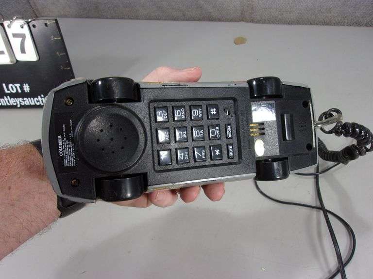 #3 DALE EARNHARDT GOODWRENCH CAR SHAPED PHONE - Bentley & Associates, LLC