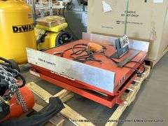 ELECTRIC HYDRAULIC LIFT 2000 LB CAP - Bentley & Associates, LLC