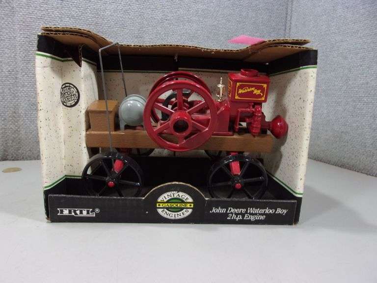 ERTL JOHN DEERE WATERLOO BOY ZHP ENGINE - Bentley & Associates, LLC