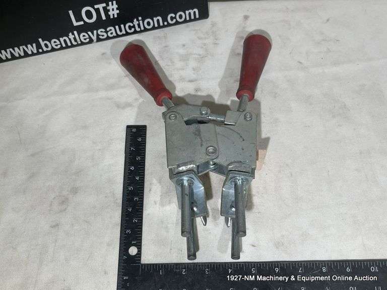 CADWELD HANDLE CLAMP FOR MOLDS - Bentley & Associates, LLC