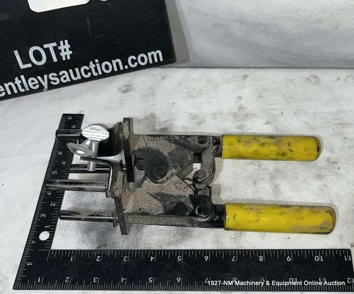 CADWELD MOLD HANDLE CLAMP - Bentley & Associates, LLC