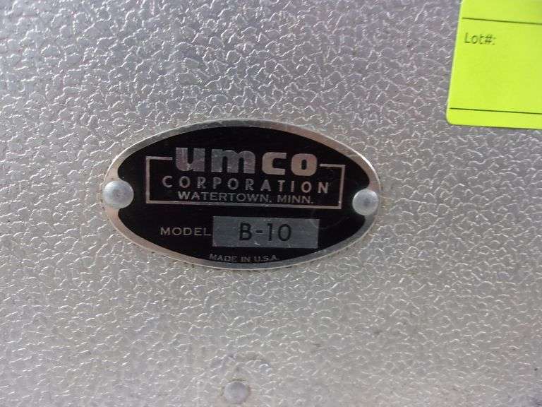 UMCO CORP. MODEL B-10 FISHING LURE BOX - Bentley & Associates, LLC