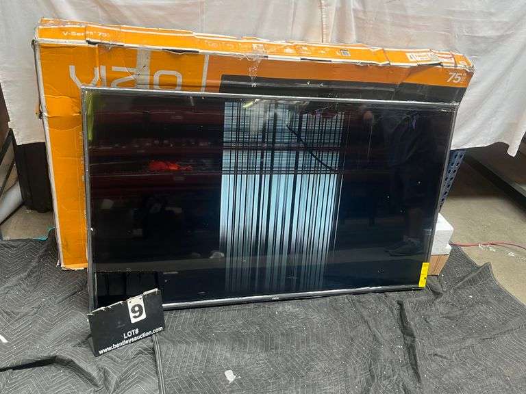 VISIO V-SERIES 75" TV - NO REMOTE OR POWER CORD, SCREEN BLEEDING, USED ...