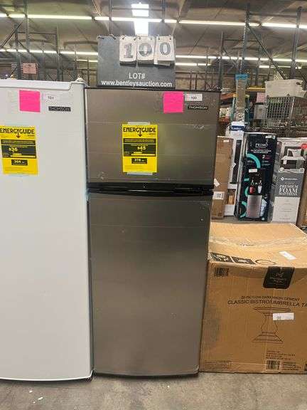 THOMSON FRIDGE & FREEZER 7.5 CU FT. - DENT ON BACK TOP RIGHT, DENT ON ...