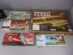 BOXES: 5 ASSORTED MODEL PLANE KITS: WRIGHT FLYER, HAWK, AURORA, ETC ...