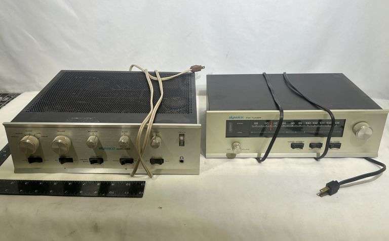 DYNACO AMPLIFIER & FM TUNER - Bentley & Associates, LLC