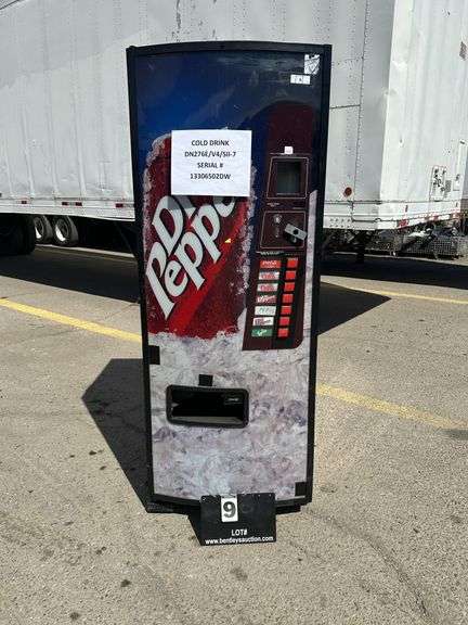 DR. PEPPER DRINK VENDING MACHINE, DN 276E V4/S11-7 - Bentley ...