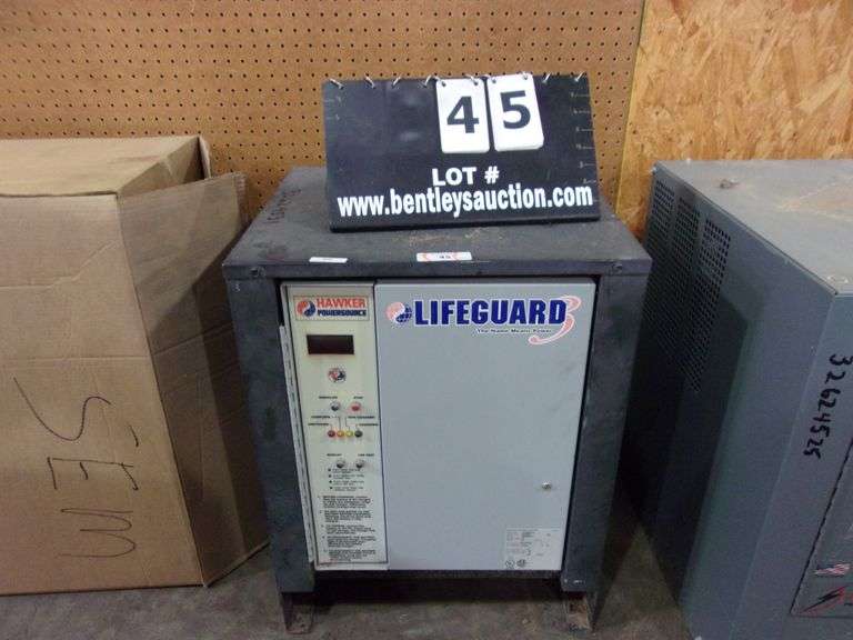 HAWKER POWERSOURCE INDUSTRIAL BATTERY CHARGER, MODEL: LG120540F1A ...