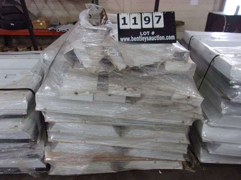 PALLET: FLUORESCENT DROP-IN LIGHT FIXTURES - 24" X 48" - Bentley ...