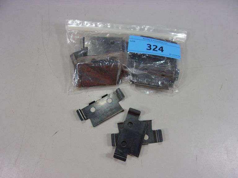 BAG: LIONEL TRACK CLIPS - Bentley & Associates, LLC