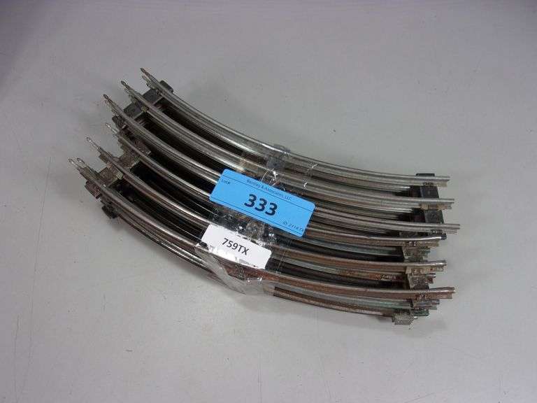 LOT: (10) LIONEL METAL CURVED TRAIN TRACKS - Bentley & Associates, LLC