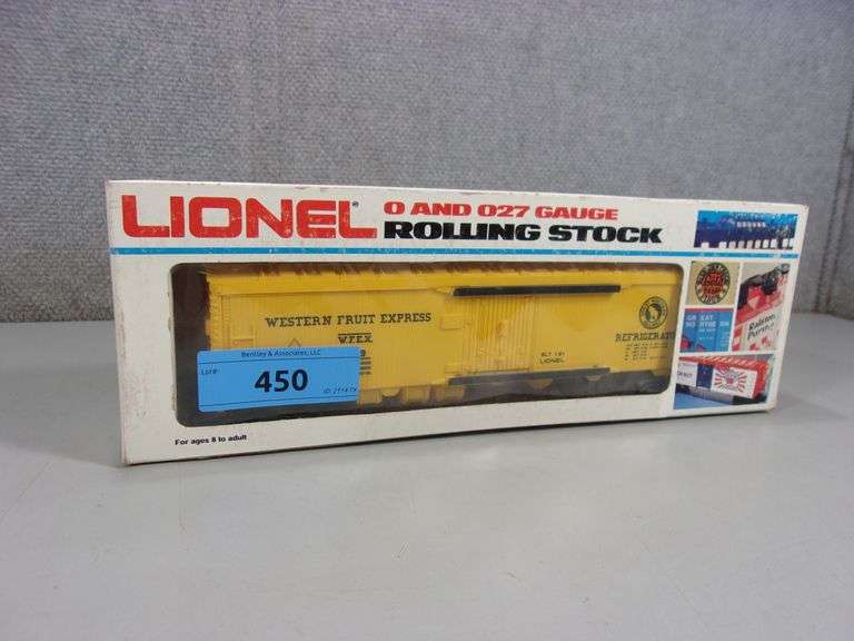 LIONEL WESTERN FRUIT EXPRESS REEFER - Bentley & Associates, LLC