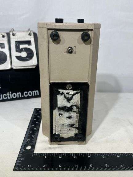 EBERLINE E600 PORTABLE RADIATION MONITOR - Bentley & Associates, LLC