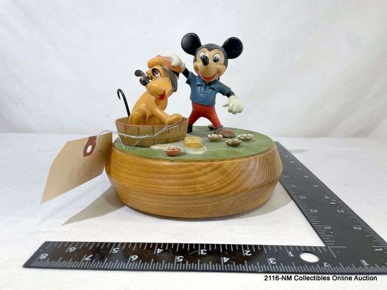 MUSIC BOX, MICKEY MOUSE & PLUTO - 1971 ANRI, WALT DISNEY WORLD ...