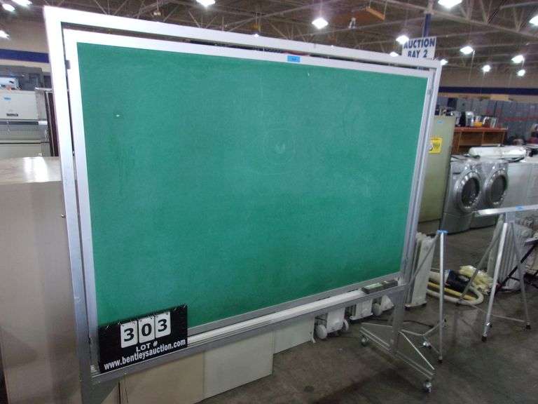 DUAL SIDED FLIPPABLE GREEN CHALK BOARD (CASTERED) - Bentley ...