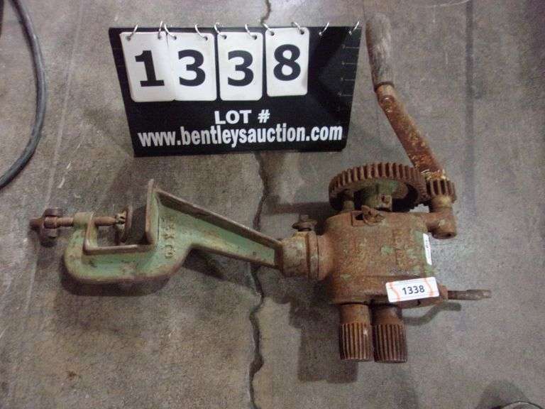 PEXTO VINTAGE BENCH MOUNT SHEET METAL SHAPERS - Bentley & Associates, LLC