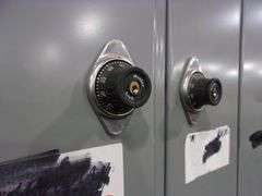 CINTAS EXCHANGE MASTER- GREY METAL (8) LOCKER SET - Bentley ...