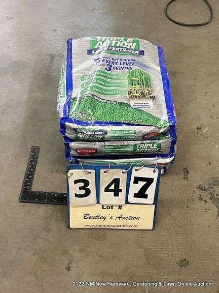 LOT: 4 BIO ADVANCED TRIPLE ACTION LAWN FERTILIZER - Bentley ...