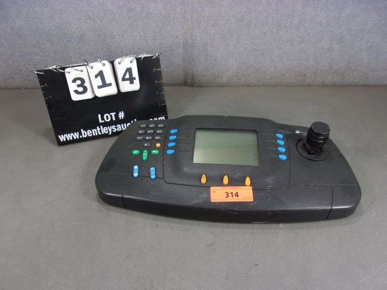 AMERICAN DYNAMICS ADCC1100 JOYSTICK CONTROL INTERFACE - Bentley ...