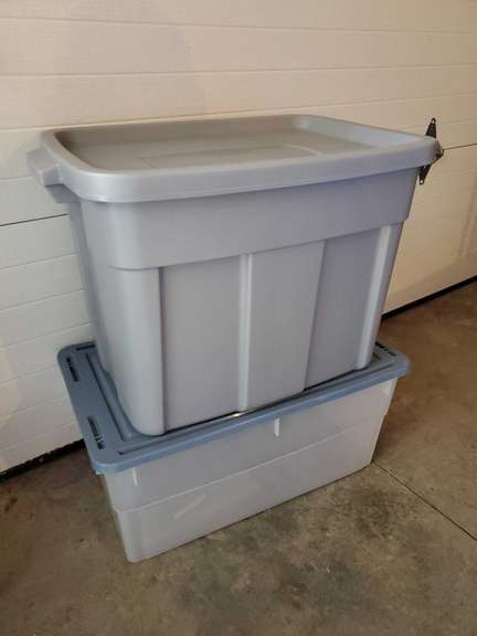 2 storage tubs - Bid-Assets Online Auctions