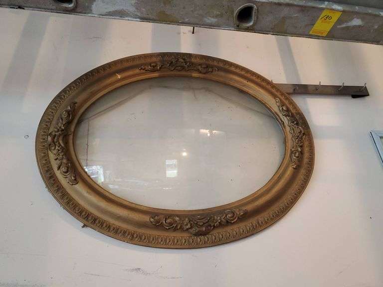 24" oval wall hanging photo frame - Bid-Assets Online Auctions