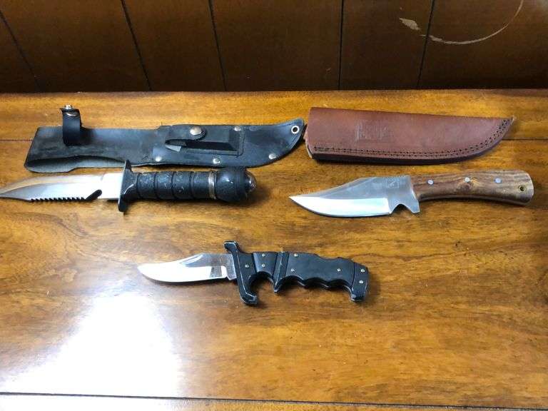 2 tactical knives with sheaths incl 420 Stainless Taiwan 11” overall (6 ...