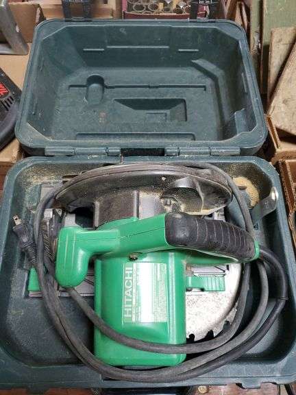 Hitachi circular saw, model C 7SB2 with case - Bid-Assets Online Auctions