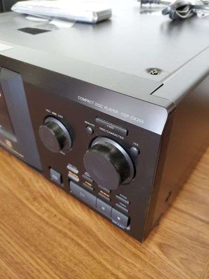 Sony mega storage 300CD compact disc player, CDP-CX355. Remote included ...