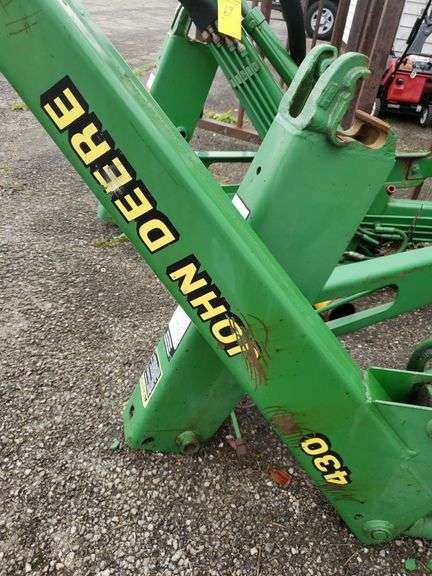 John Deere 430 hydraulic loader with 5' bucket. Untested, inspect at ...
