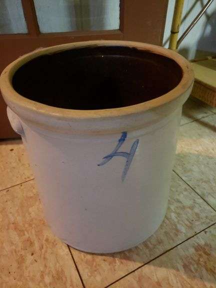 Antique number 4 crock with applied handles. Looks clean! - Bid-Assets ...
