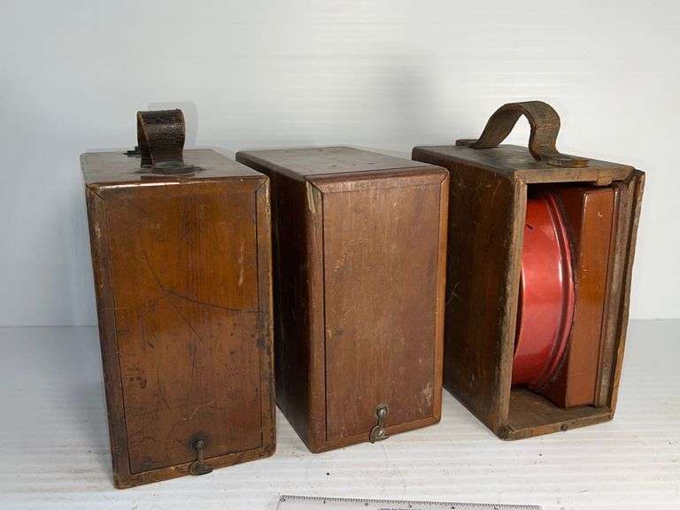 Three Weston Meters X3 - Bid-Assets Online Auctions