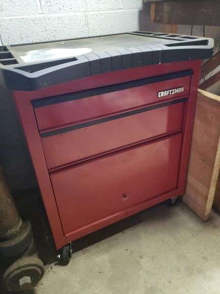 Craftsman red rolling tool chest base in excellent condition on casters ...