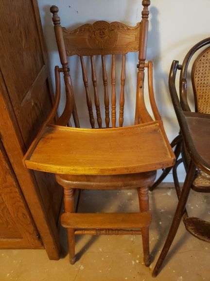 Antique oak pressed back high chair - Bid-Assets Online Auctions