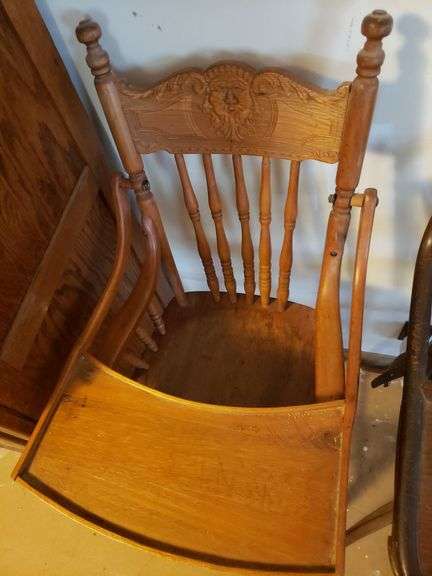 Antique oak pressed back high chair - Bid-Assets Online Auctions
