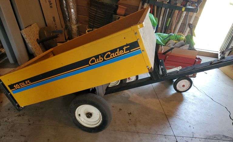 Cub Cadet 10 Cubic Foot Dumping Cart For Tractor Excellent Condition Bid Assets Online Auctions