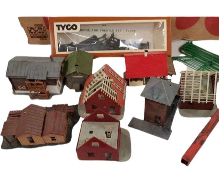 Miniature model town... Some marked Faller Germany... Tyco train tracks ...