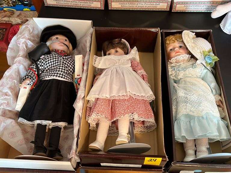 Dolls: 3 Dynasty Doll Collection with boxes. I Love Paris, Libby, Sarah ...