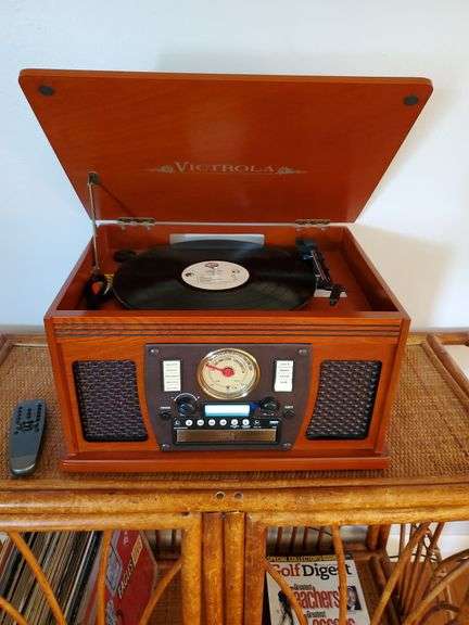 Victrola 8-in-1 nostalgic entertainment center with AM/FM record player ...